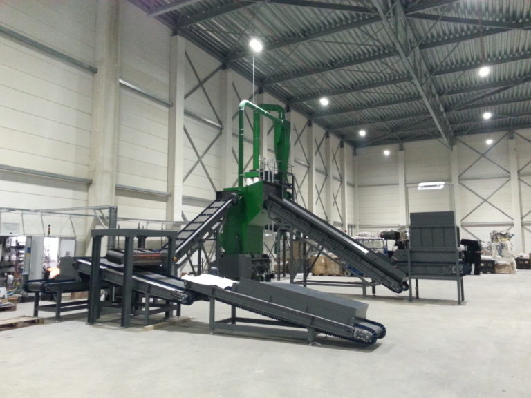 Large granulator RS 6015 for recycling tasks - GETECHA