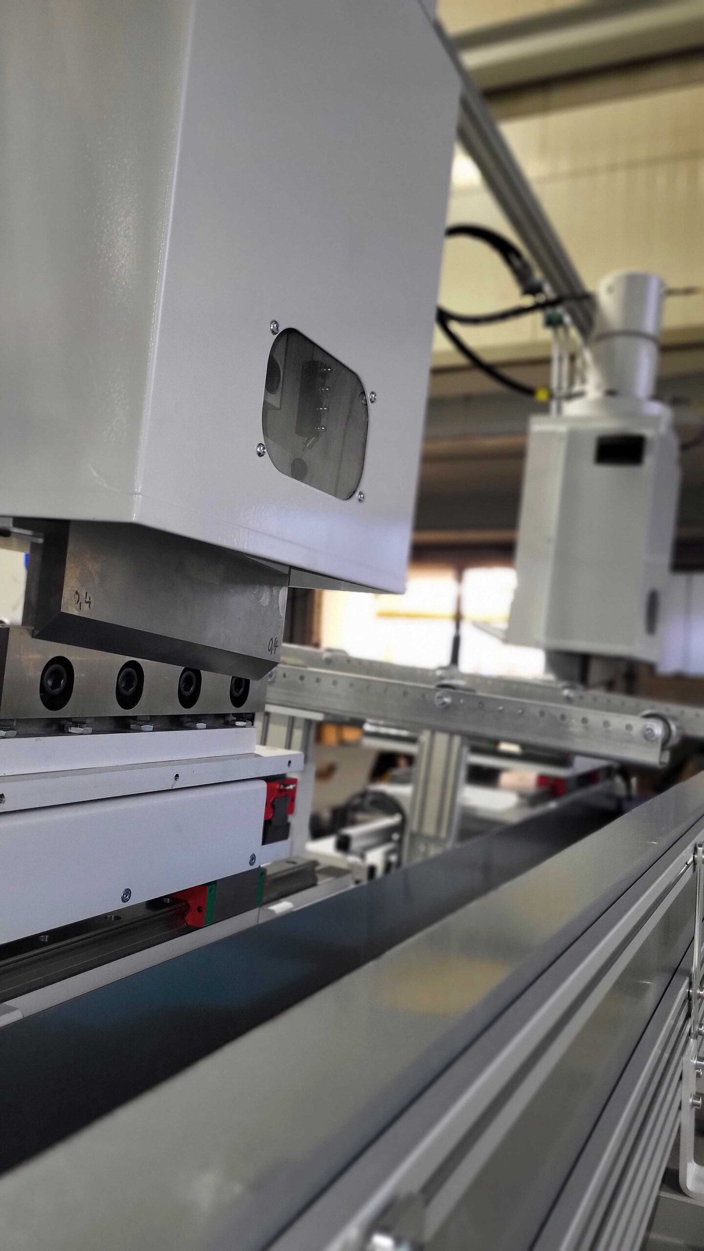 Hydraulic alternative for thick edge trims - GETECHA